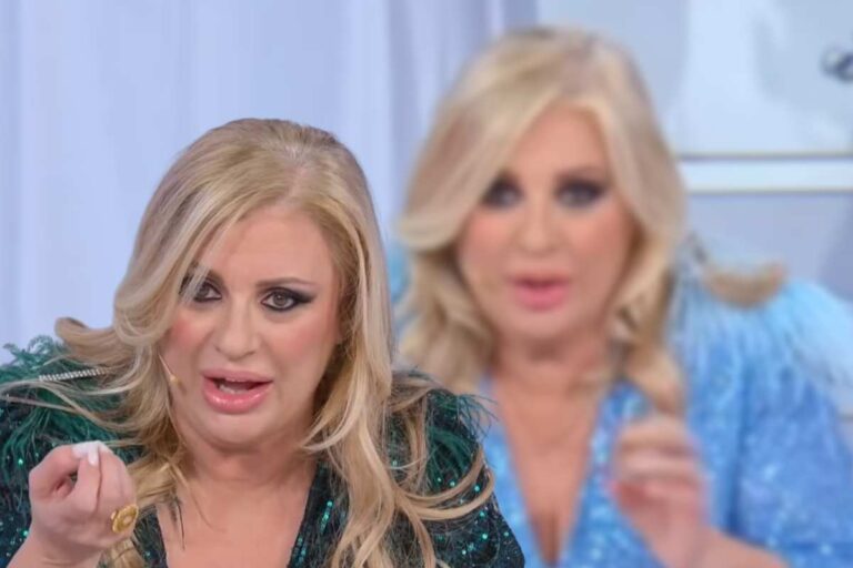 Tina Cipollari cambia look, l'opinionista irriconoscibile con i capelli ...